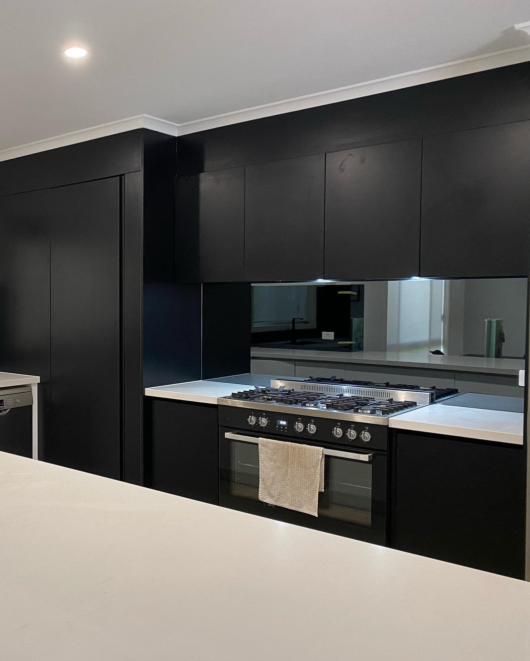 Mirrors & Splashbacks – Ultimate Mirrors